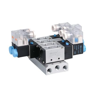 China DC12V/DC24V Pneumatic Solenoid Valve Manifold Plate 2-20 Units with G1/4 to G1/2 Port Sizes for sale