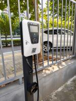 China 7kW Outdoor AC EV Charger IP55 32A Wide Temperature 4.3 Inch Touch Screen Dual Mount for sale