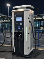 China 120kW DC EV Charger CCS1 CCS2 CHAdeMO GB/T 200-1000V OCPP 1.6J 10 Inch Screen Fast Charging Station for sale