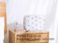 China Customizable Canvas Cosmetic Bag 27x18x5cm for Travel Makeup Organizer with Handle for sale