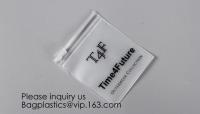 China Custom PVC Transparent Cosmetic Bag with Zipper Closure 17x12x6 cm Travel Makeup Pouch for sale