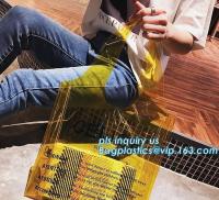 China Custom Printed PVC Handle Bag Stand Up Gift Wine Bottle Packing Recyclable Plastic Bag 500 PCS MOQ for sale