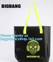 China PVC Cosmetic Gift Bags with Handle for Retail Display Large Organizer Storage Bag 20x15cm for sale
