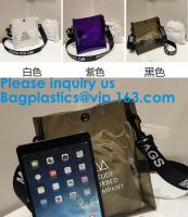 China Custom PVC Holographic Tote Bag 7.8x5.9x9 Inch Waterproof Shopping Beach Bag for Women for sale