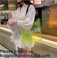 China Custom Hologram PVC Cosmetic Bag 18x9.5x14.5cm Waterproof Shoulder Tote for sale