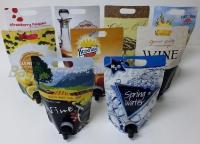 China Spouted Flexible Foldable Water Bag 500ml with Carabiner for Running and Outdoor Use for sale
