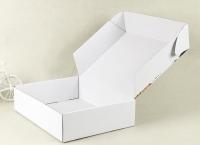 China Custom Luxury Magnetic Gift Box 60gsm Kraft Paper Jewelry Packaging with Logo Printing for sale
