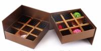 China Custom Luxury Cosmetic Paper Box with PVC Window Magnetic Closure 80g Art Paper for sale