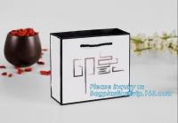 China Custom Printed Flower Gift Paper Bags with Handle Clo 500 Pieces MOQ Kraft Paper for sale