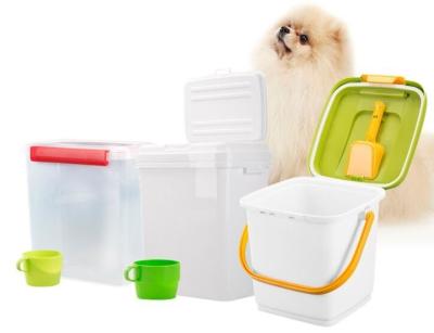 China Food Grade Square Plastic Bucket 20 Liter with Lid PP PE Dog Food Container Pail for sale