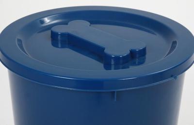 China Plastic Pet Food Storage Container 10L 6kg Airtight Cereal Container for Pet Supplies for sale