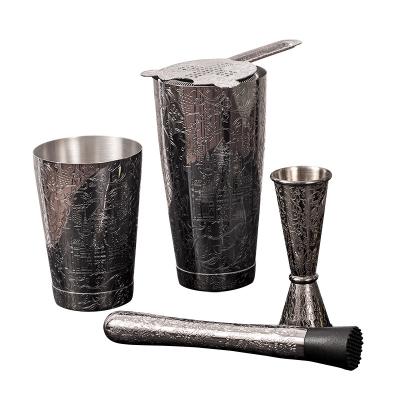 China Stainless Steel Cocktail Shaker Set 18/8 28oz Mixology Bar Tool Kit for sale