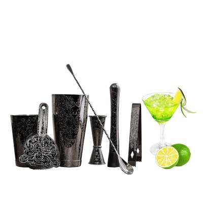 China 18oz 28oz Stainless Steel Cocktail Shaker Set Black Bartender Kit for Home Bar Party for sale