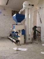 China Ton Bag Packing Machine Providing High Measurement Accuracy and Automatic Bagging for Packaging in Cement Mining and Rubber Industries for sale
