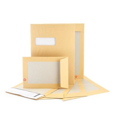 China Custom Size Shipping Envelope with Brown Kraft Paper and Grey Board Back Protection for sale