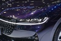 China Lan Tu 4 Wheel Electric Car 260KM Range Brilliant Purple Pure Electric Energy Vehicle for sale