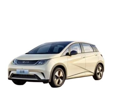 China 2024 BYD Dolphin Honor Edition Electric Vehicle 50W Wireless Phone Charging Red for sale
