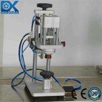China Semi-Automatic Perfume Spray Pump Crimping Machine 150W 30-40 BPM for 10-15mm Bottles for sale