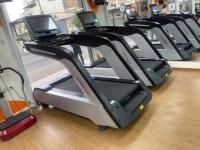 China Customized Logo Availabled Steel Treadmill for Cardio Training in Commercial Gym for sale