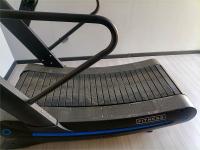 China Q235 Commercial Gym Equipment Non Motorized Air Runner Manual Treadmill Curve 165kg for sale