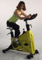China Freeman Fitness Equipment Commercial Spinning Exercise Bike in 1160*595*1220mm Size for sale