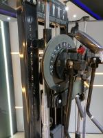 China 2150*1430*1580 Standing Shoulder Lateral Raise Machine for Fitness Professionals for sale