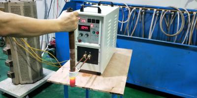China Hf-25kw IGBT High Frequency Induciton Welding Machine for Soldering to Copper Tube in Refrigeration Industry for sale