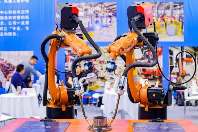 China Second Hand KR5 R1400 Arc Welding Robot Low Load for sale