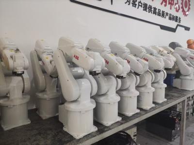 China Used Kuka KR210 Robotic Arm 210 Kg Payload 2700mm Reach for sale