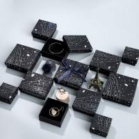 China Luxury Paper Jewelry Boxes Offset Printing Necklace Earring Cardboard Gift Packaging Box for sale