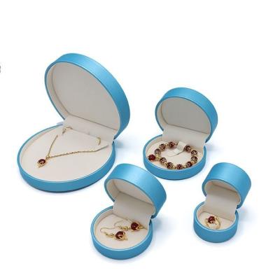 China Customized Luxury PU Leather Jewellery Box with Logo Made in Bulk Lead Time 15-20 Days Free Samples and Fast Shipping for sale