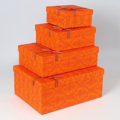 China Two-Sided Printing Cosmetic Wedding Festival Perfume Cardboard Paper Packaging Gift Carton Custom Shipping Boxes with Lid for sale