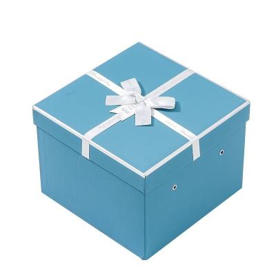 China Luxury Christmas Lid And Base Box Cardboard Paper Gift Carton Packaging Box for sale