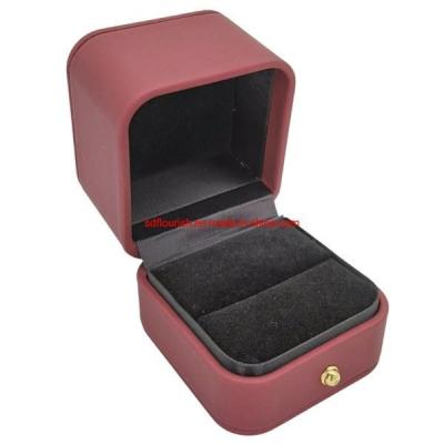 China Hot Stamping Wedding Ring Packaging Box Square Cardboard Gift Box With Clamshell for sale
