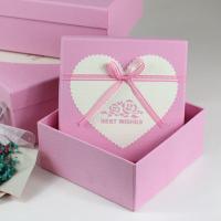 China Stylish Christmas Gift Box Packaging Matte Cardboard Paper Carton Packaging for sale
