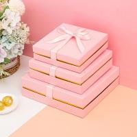 China 100% Recycled Material High End Shirt Boxes for Wrapping Customizable and Luxury for sale