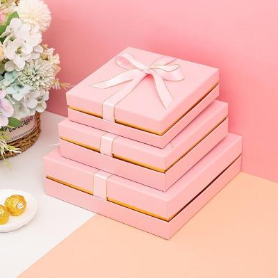 China 100% Recycled Material High End Shirt Boxes for Wrapping Customizable and Luxury for sale