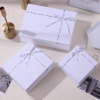 China Cardboard Paper Luxury White Gift Box With Ribbon Wedding Party Souvenir Gift Box for sale