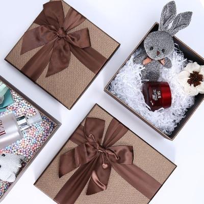 China Custom Logo Rigid Cardboard Luxury Cosmetic Jewelry Chocolate Paper Packaging Gift Box for sale