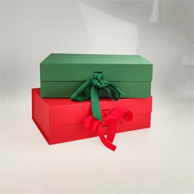 China Folding Magnetic Cardboard Paper Gift Box With Ribbon Handle For Jewelry Cuttery Flatware for sale