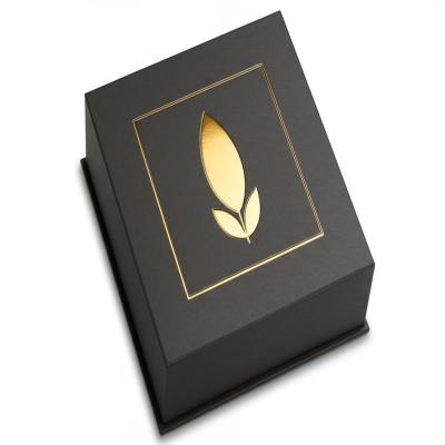 China Eco-Friendly Recycled Gift Box with Hot Stamping UV Finishing for sale