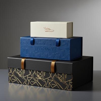 China Stylish Hot Stamping Gift Box with Spot UV Embossing and Debossing for Elegant Packaging for sale