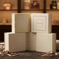 China Custom Gift Boxes Packaging with Paperboard Liner and Special Finishing Hot Stamping Spot UV for Enhanced Visual Appeal for sale