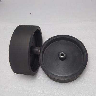 China Low Noise Level Rubber Roller Wheel Offering Anti Aging Benefits Perfect for Tennis Clubs for sale