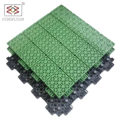 China Skin Textured Polypropylene Floor Tiles 34x34x1.81cm Slip Resistant Basketball Court Tiles for sale