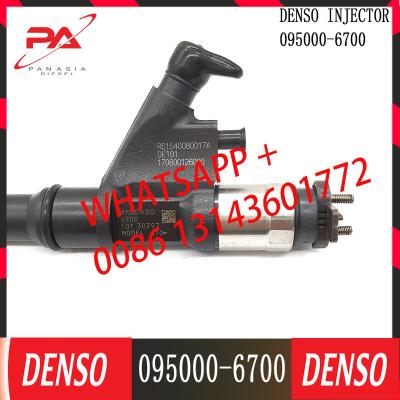 China DENSO 095000-6700 Common Rail Diesel Fuel Injector R61540080017A for HOWO Heavy Truck for sale