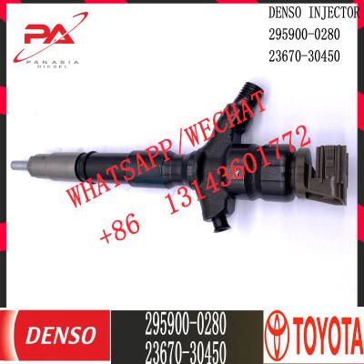 China Diesel Common Rail Injector 295900-0280 for Toyota 23670-30450 12V for sale