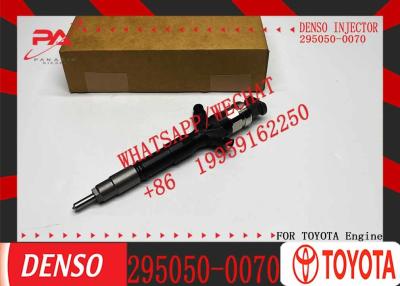 China Denso Diesel Fuel Injector Nozzle 295050-0070 23670-30380 for Toyota 4 Cylinder for sale