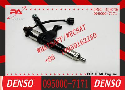 China Hino 700 Series P11C Fuel Diesel Injector 23670-E0370 095000-7170 095000-7171 095000-7172 for sale