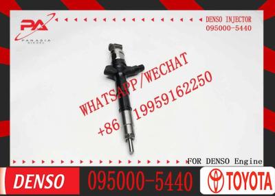 China Denso Fuel Injectors 095000-5440 095000-5930 for Toyota Diesel Engines 12V for sale